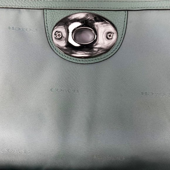 Coach | Bags | Coach Crossbody Pebble Grain Purse Seaglass Pantone 566c ...